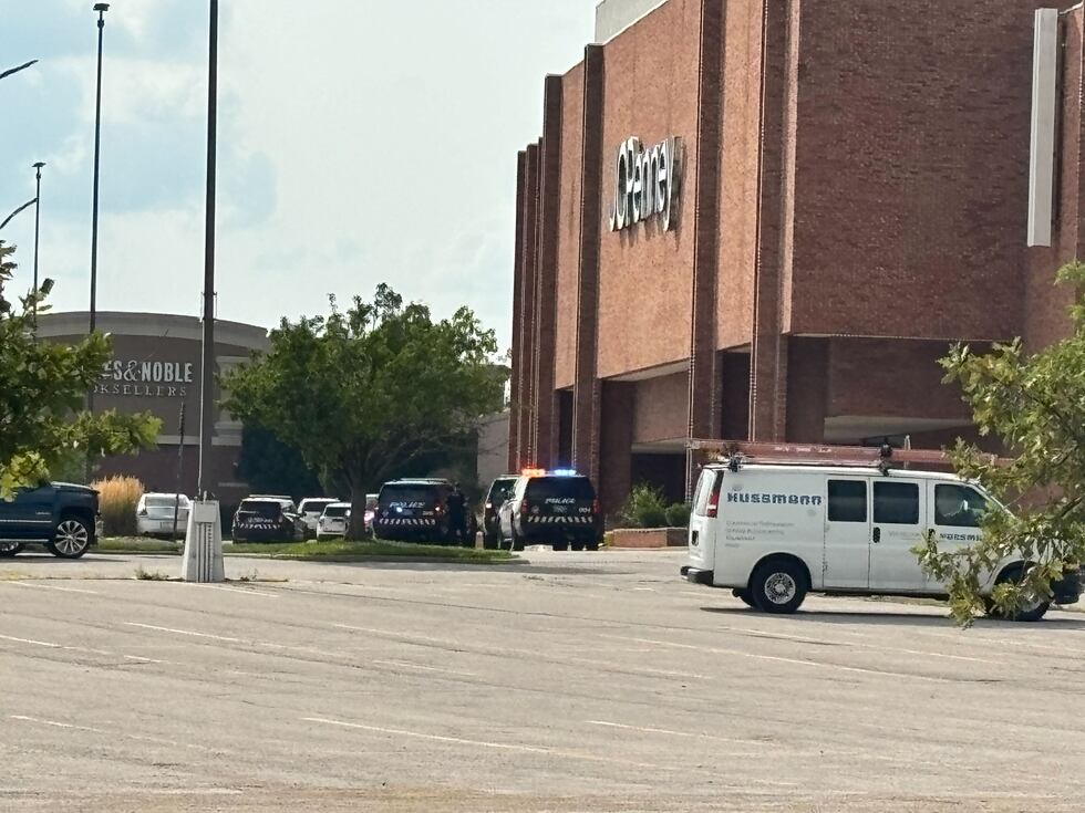 1 Person In Hospital After Shooting At Northpark Mall Police Say