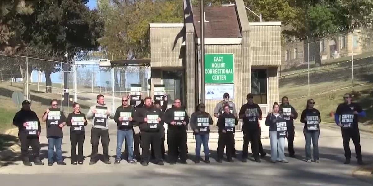 Prison workers picket outside East Moline prison for safer working ... Prison workers picket outside East Moline prison for safer working ...
